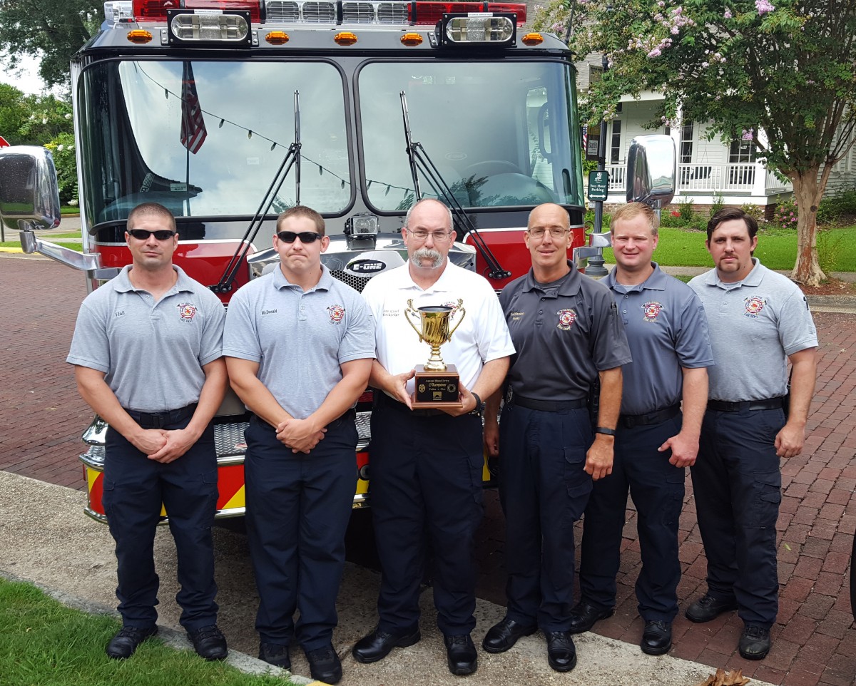 City of Clinton Battle of the Badges Blood Drive - The Clinton Courier