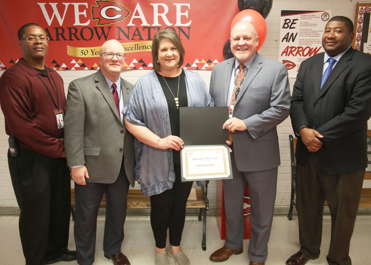 Lovett Elementary mother Julie Wardlaw wins CPSD Parent of the Year ...