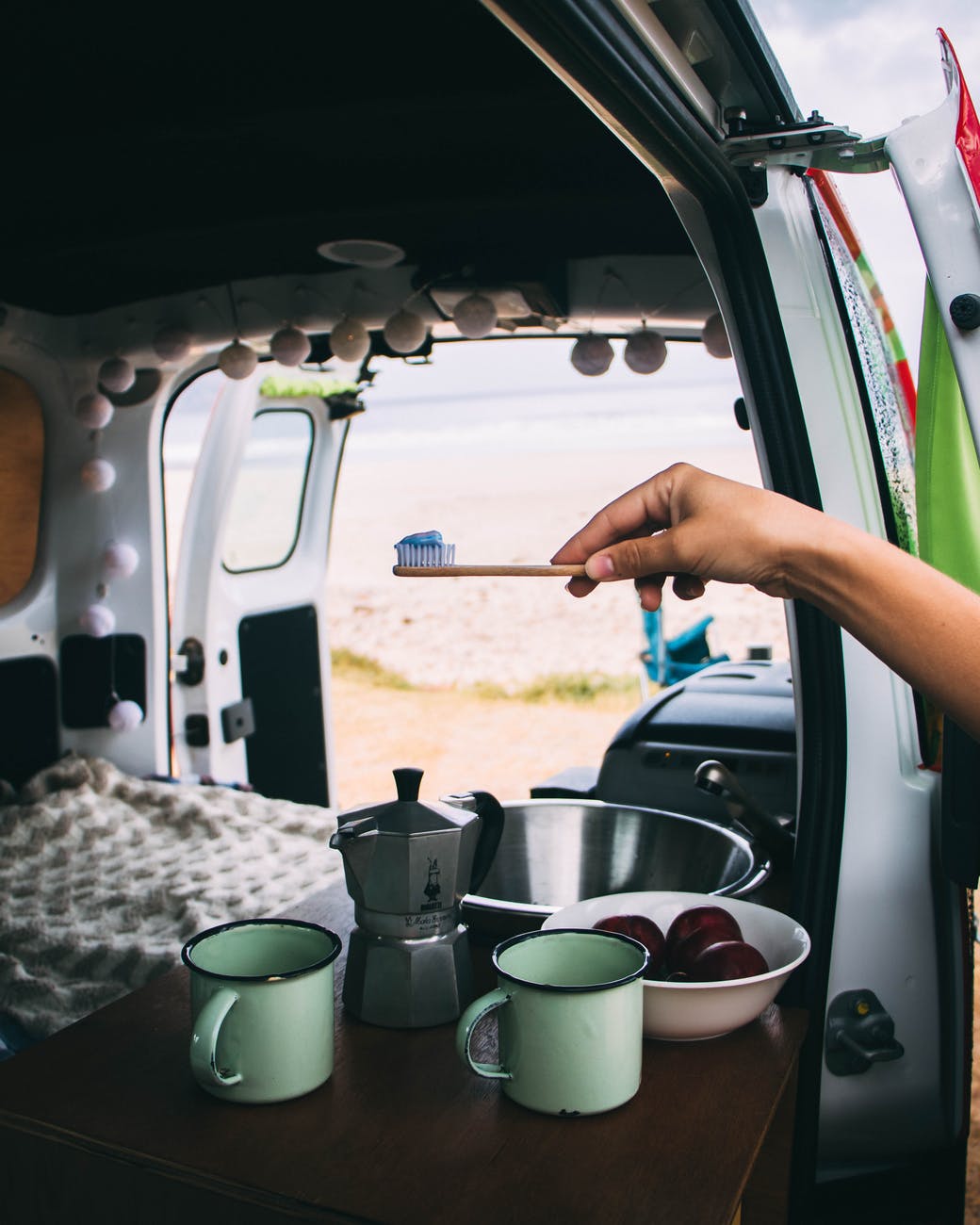 Here's What To Expect When Living In A Van - The Clinton Courier