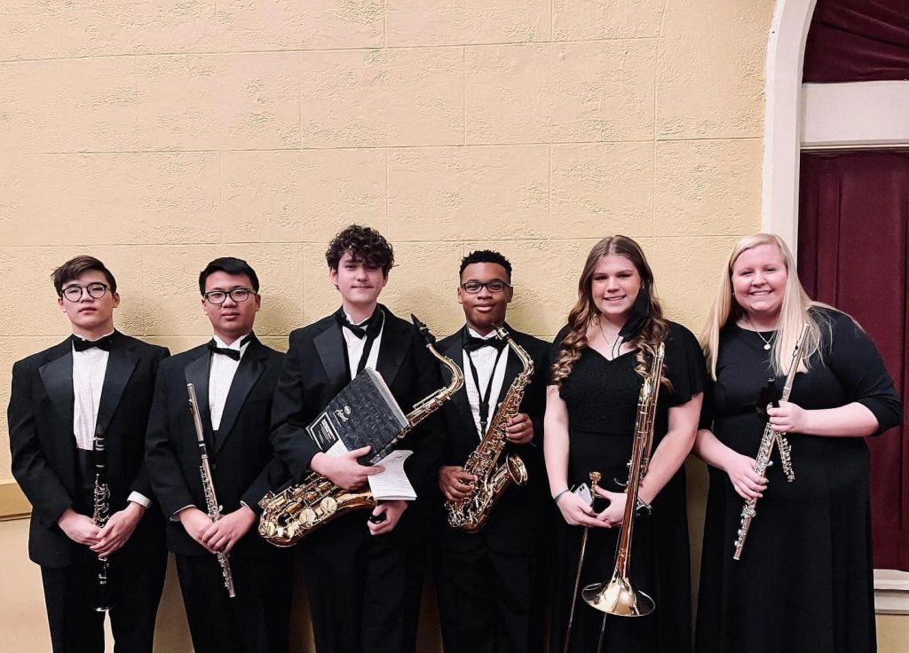 CHS band members participate in Honor Band Clinic - The Clinton Courier