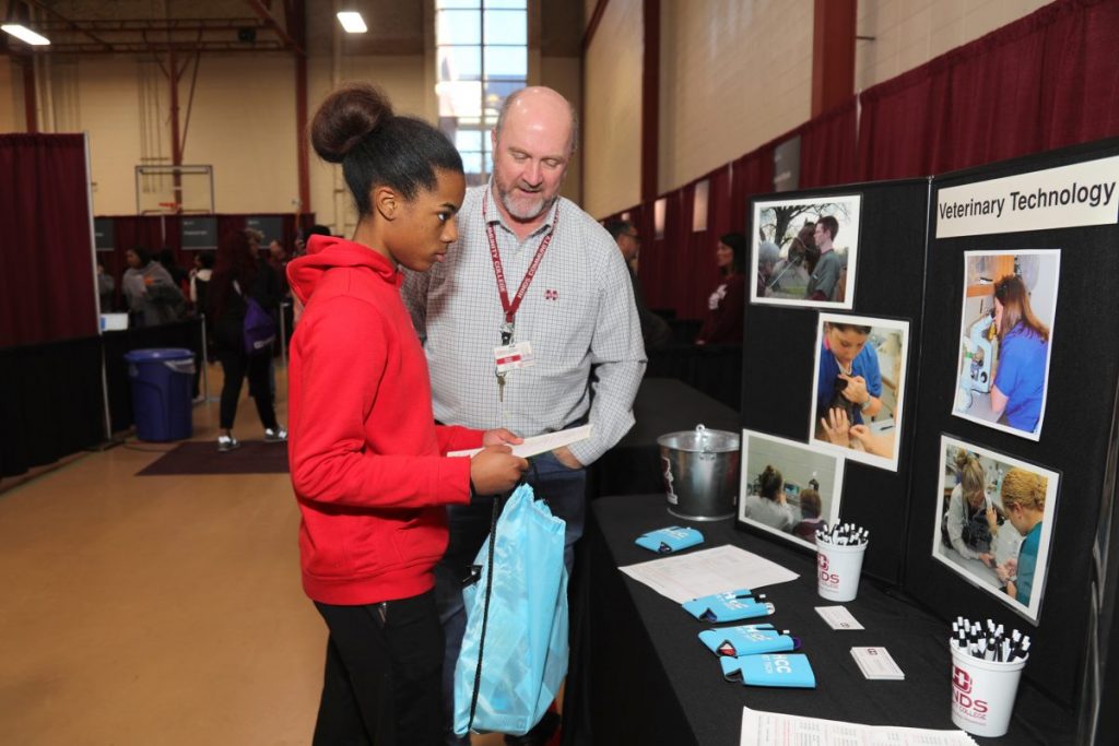 Hinds CC Preview Day draws area students - The Clinton Courier