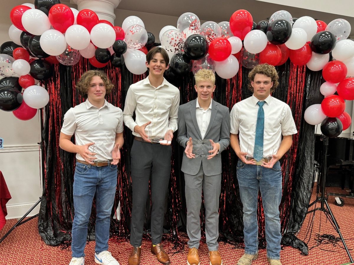 Clinton Arrow Swim Team completes successful season - The Clinton Courier