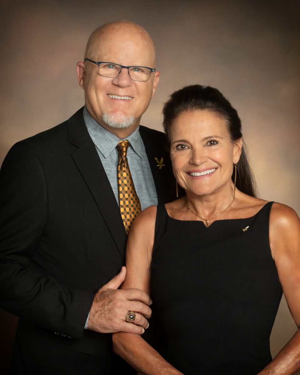 Doug and Susan Williams recognized with USM honors - The Clinton Courier