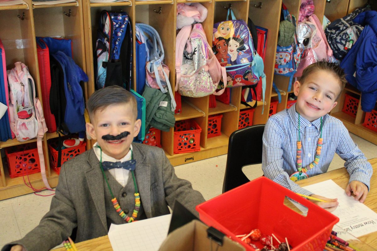 Clinton Park celebrates 100th day of school - The Clinton Courier