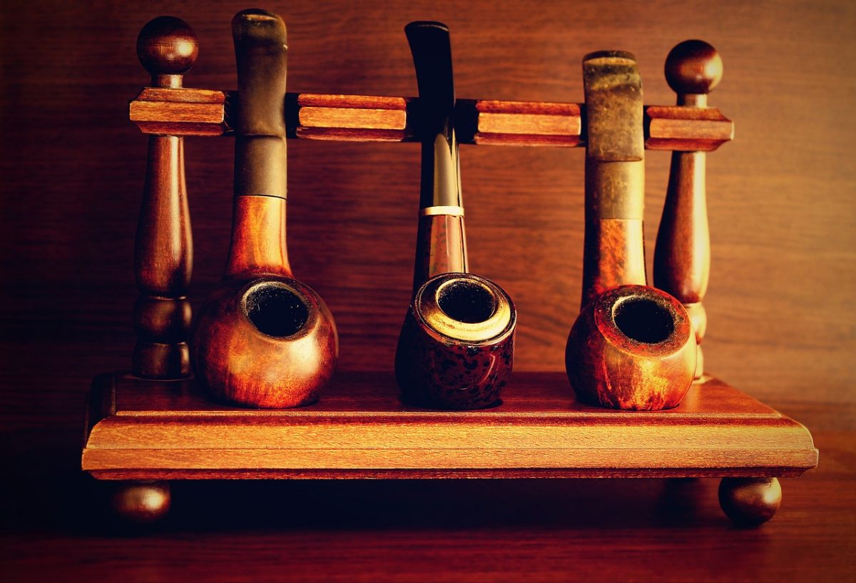 A Closer Look at the History of Smoking - The Clinton Courier