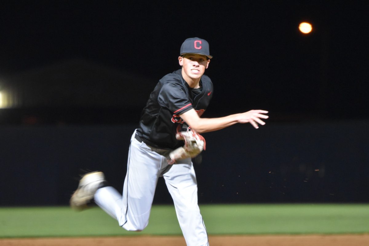 Arrows slug Pirates 14-0 - The Clinton Courier