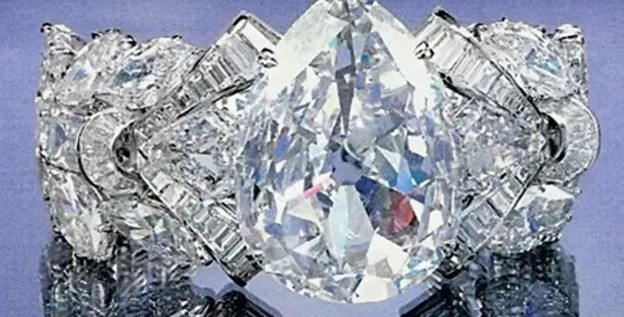 Etch Channels in Diamonds: The Hidden Imperfections - The Clinton Courier