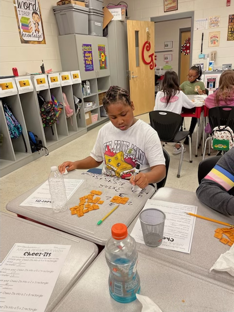 Cheese crackers help students with math skills - The Clinton Courier
