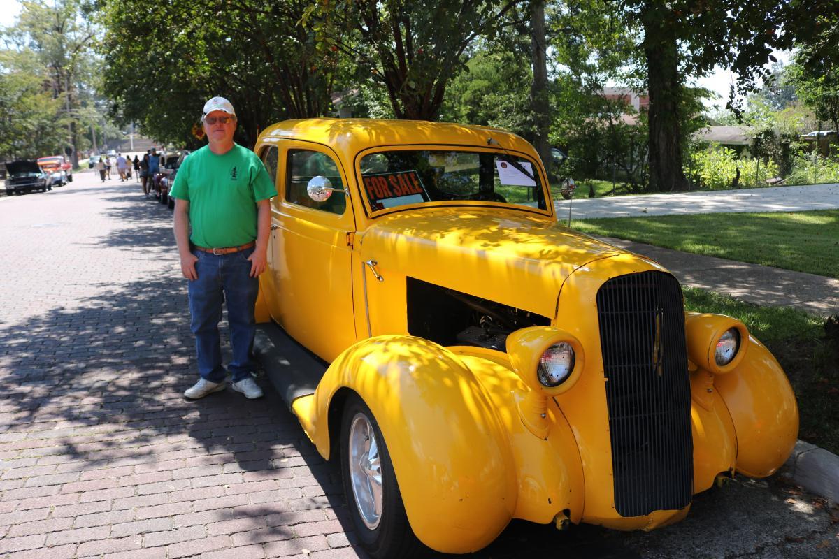 Cruzin’ Clinton Car Show showcases wheeled wonders - The Clinton Courier