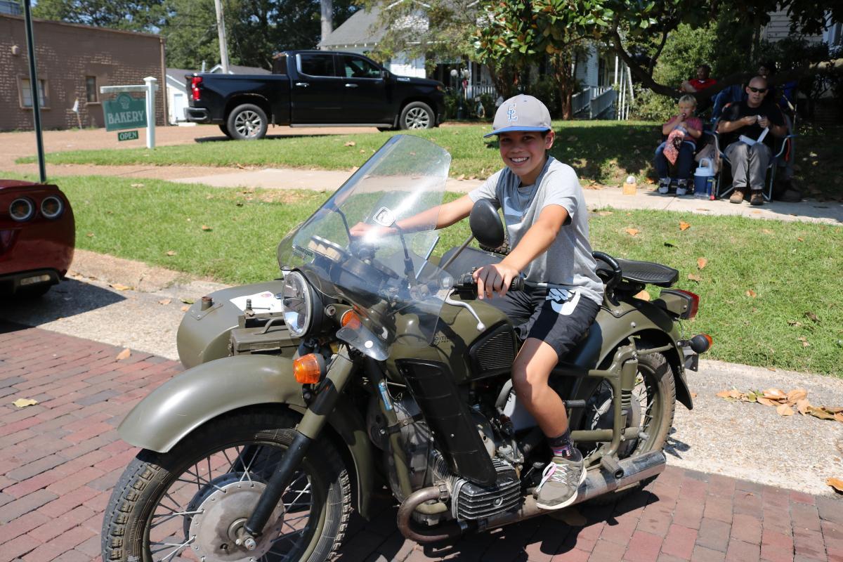 Cruzin’ Clinton Car Show showcases wheeled wonders - The Clinton Courier