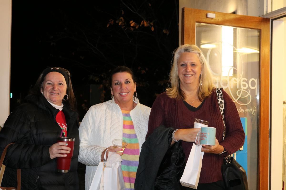 Holiday spirit abounds at Santa Claus Crawl - The Clinton Courier